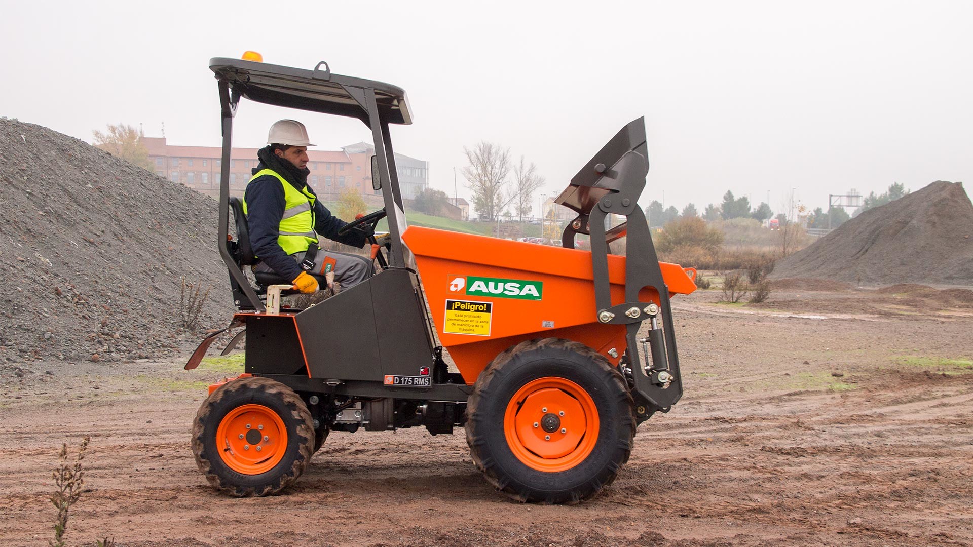 Dumper rigide D175RMS | AUSA Site Officiel
