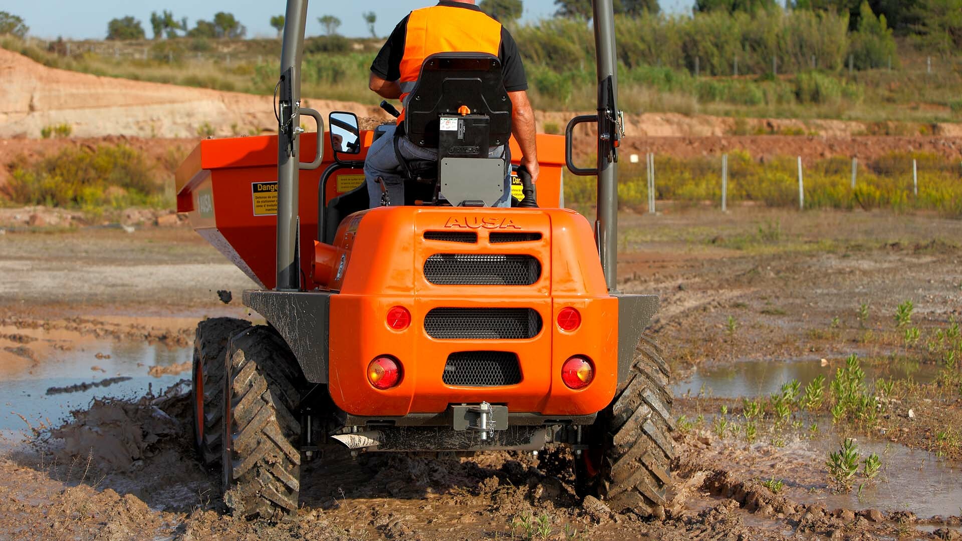 Articulated Dumper D350AHG | AUSA Official Website